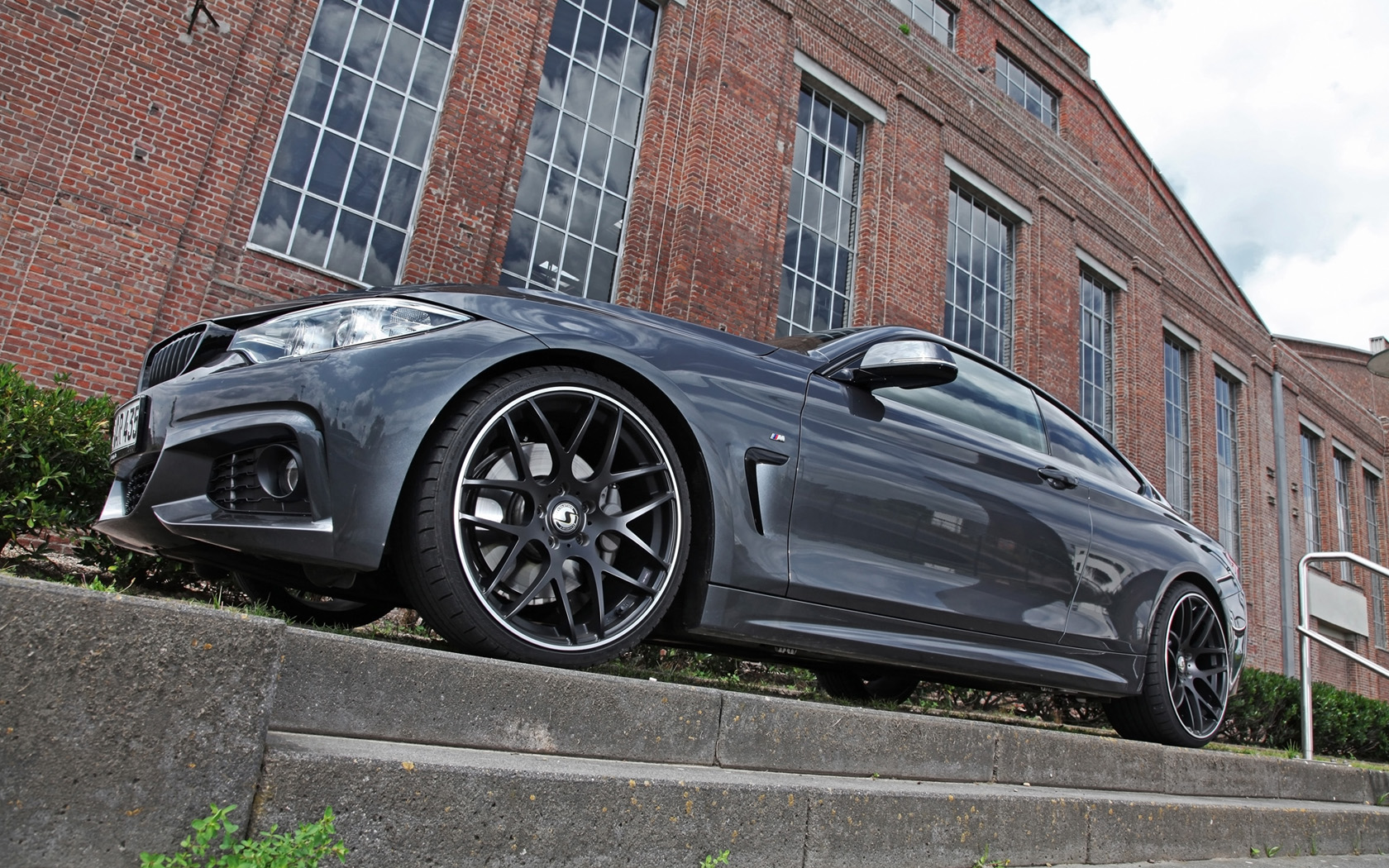 2014-best-tuning-bmw-435ix-static-9-1680x1050 - Testat în România