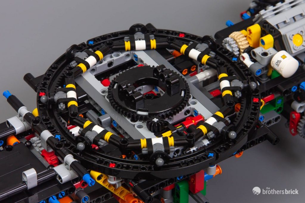 Cel mai mare set LEGO este alcătuit din 4057 de piese - Testat în România